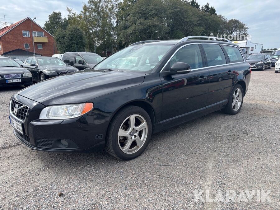 Prodaje se Volvo V70 karavan na aukciji