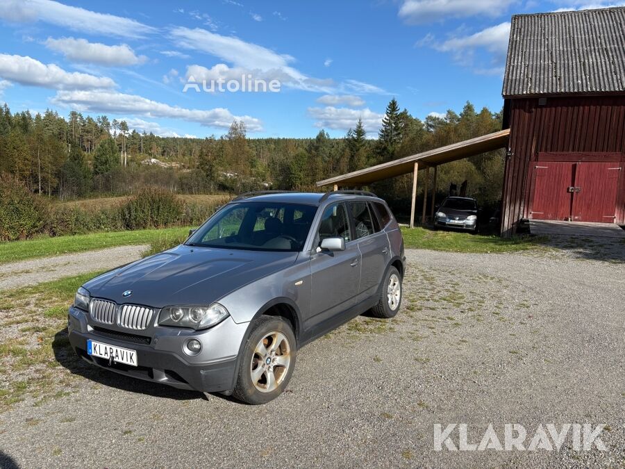 Prodaje se BMW X3 karavan na aukciji