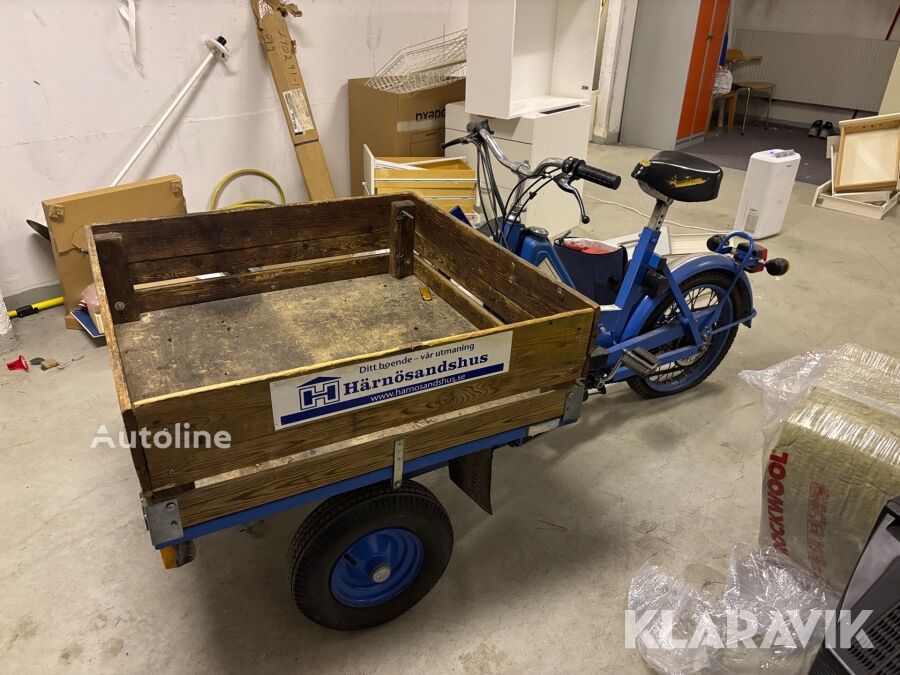 Prodaje se Packmoped Cresent skuter na aukciji