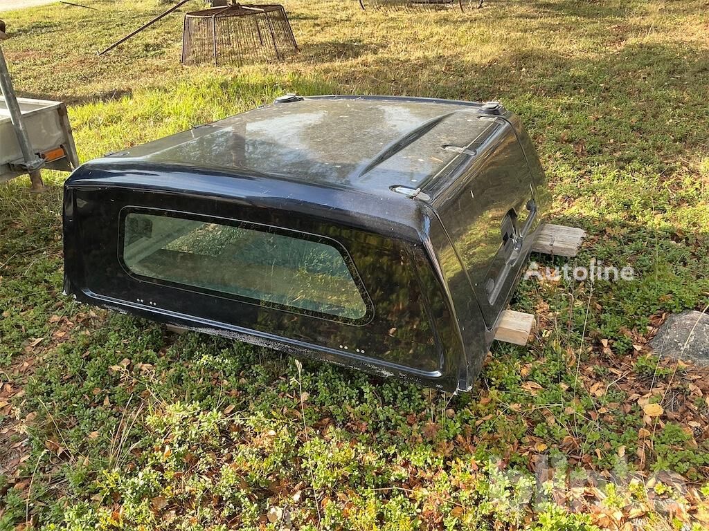 Prodaje se hardtop za pikap na aukciji