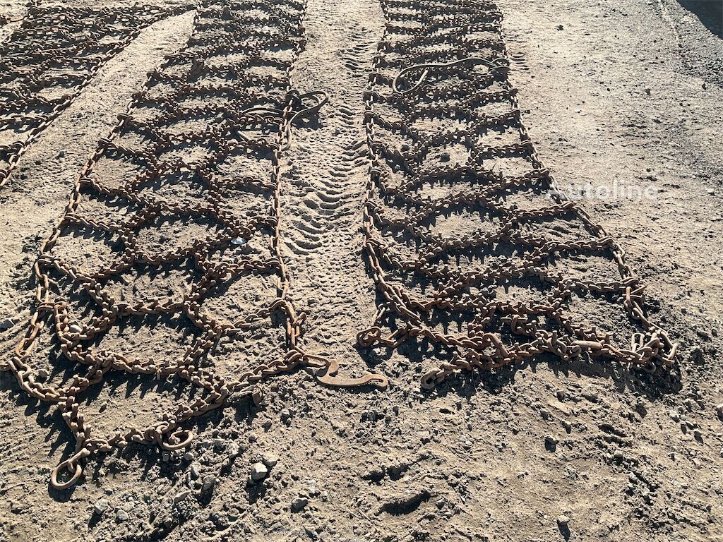 Prodaje se lanac za gume na aukciji