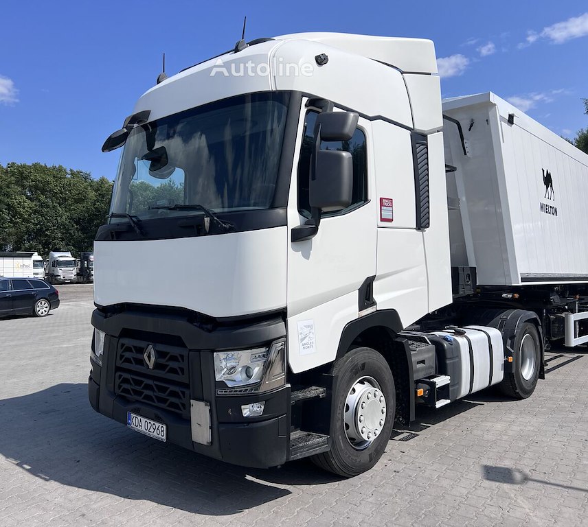 Renault T-series tegljač