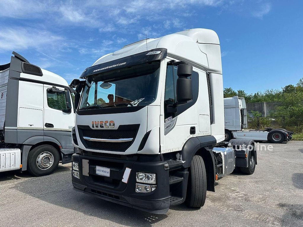 IVECO Stralis 460 tegljač