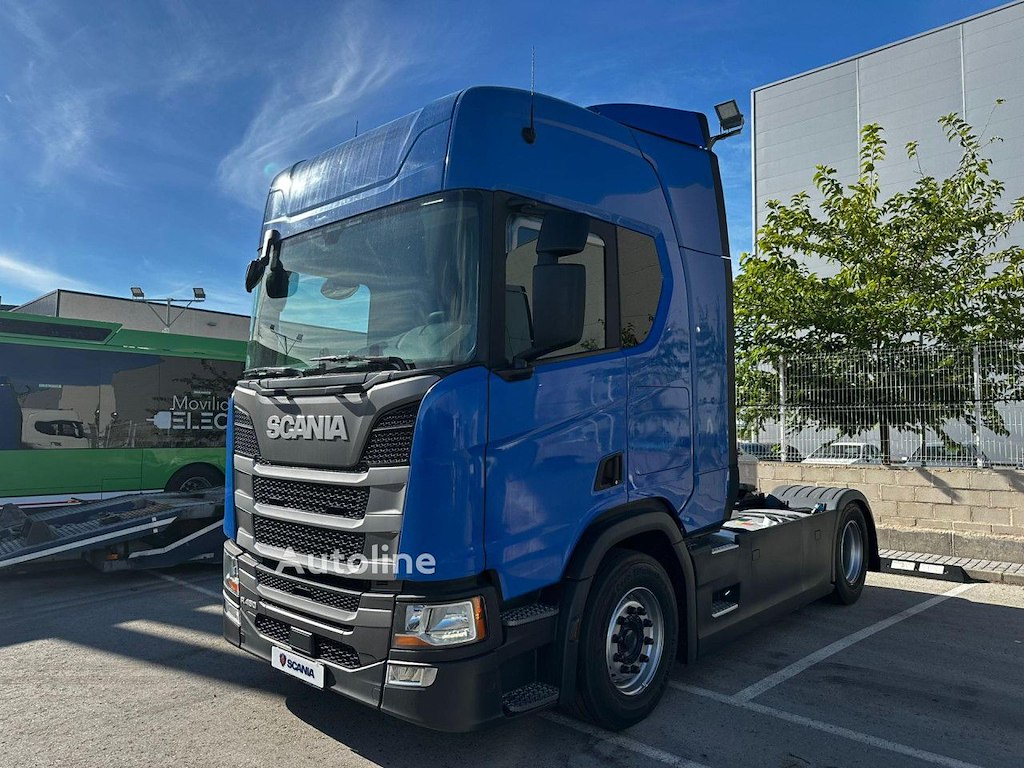 Scania R 450 tegljač