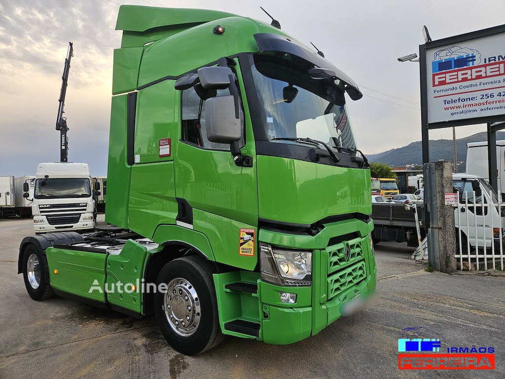 Renault T520 tegljač