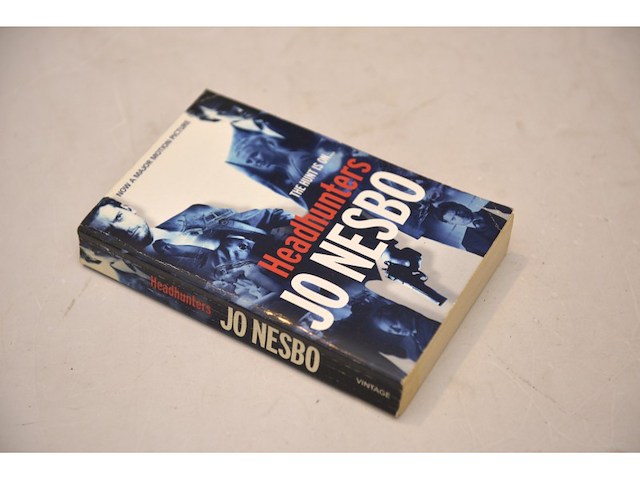 JO NESBO - HEADHUNTERS