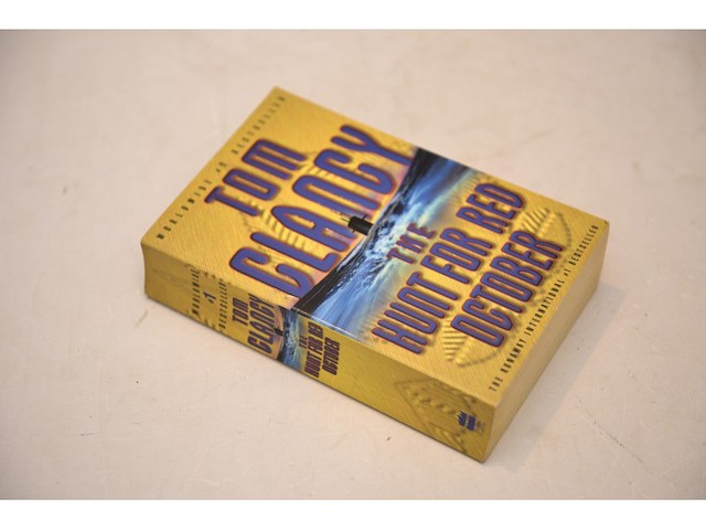 THE HUNT FOR RED OCTOBER - TOM CLANCY