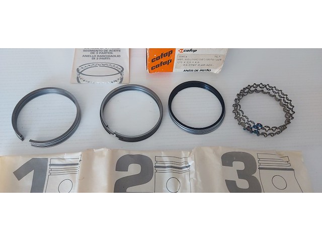 Piston ring set - 77,1 ( 76,7 mm + 0,40 mm) Simca 1100