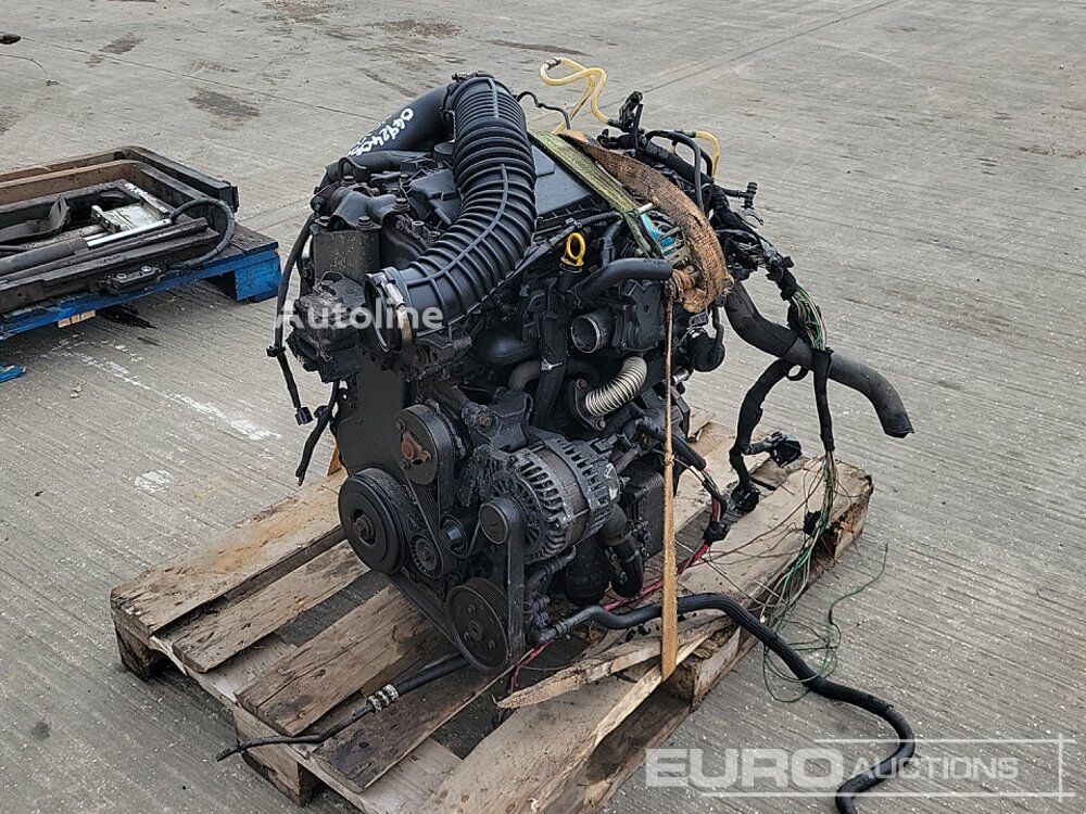 Prodaje se Renault motor za kamiona na aukciji