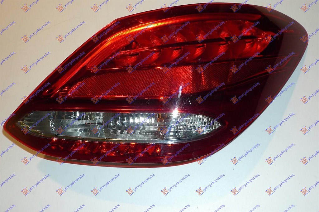 STOP LAMPA LED (ULO) Desna str. MERCEDES C CLASS (W205) SDN/S.W. (2014-2018) (OEM: 2058200264, 2058200264,A2058200264, 2058200264A2058200264)