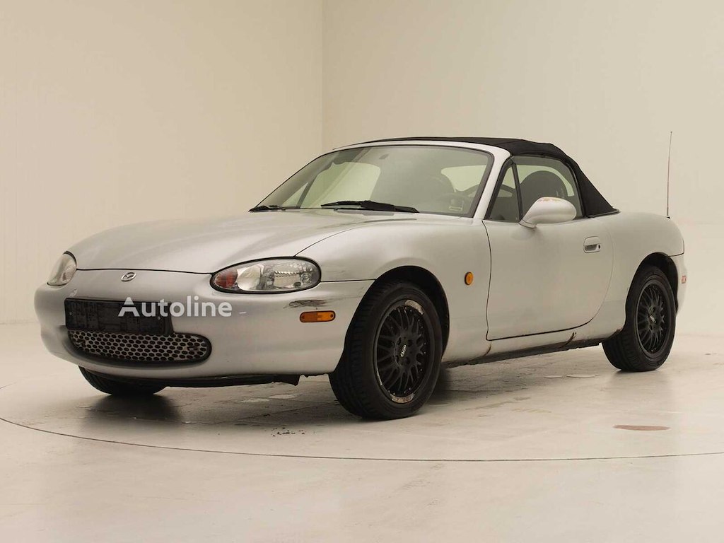 Prodaje se Mazda MX5 automobil na aukciji