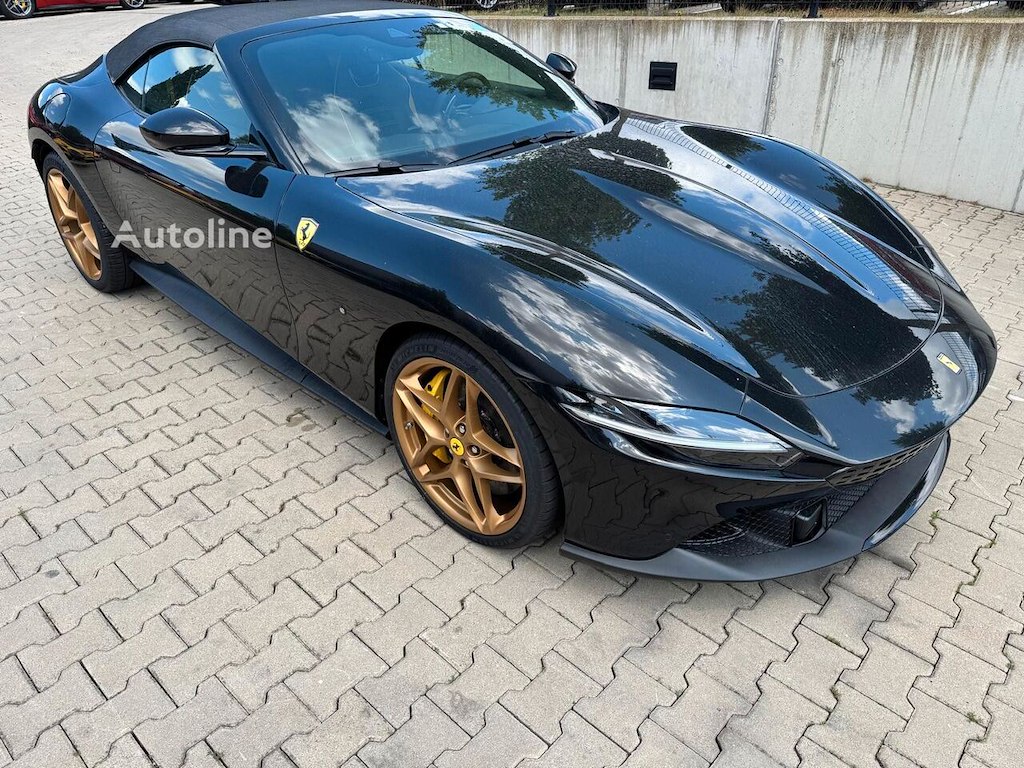 Novi Ferrari Roma SPIDER SOFORT automobil