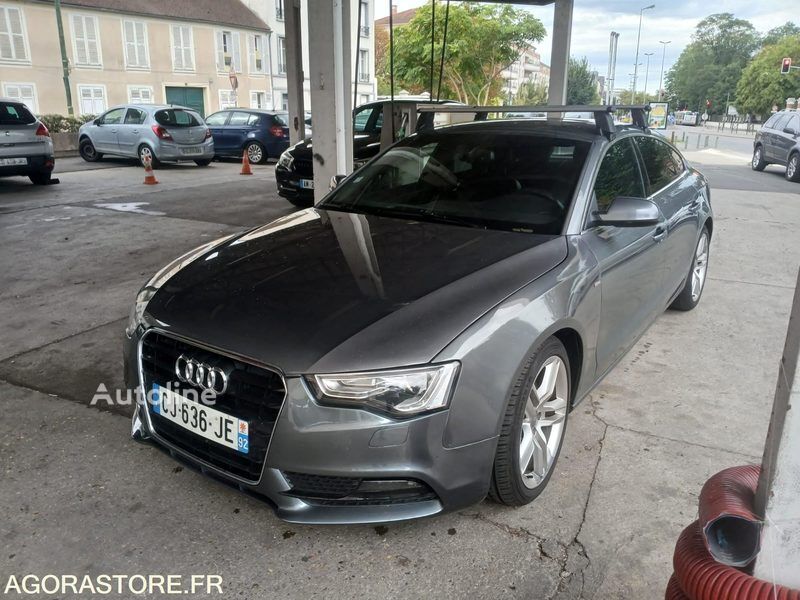 Prodaje se Audi A5 SLINE automobil na aukciji
