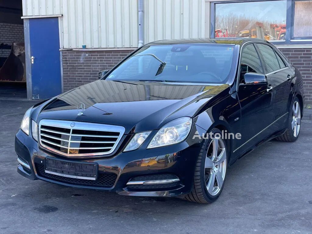Mercedes-Benz E-klasse E350 CDI Avantgarde Full Options distronic Keyless Go A automobil