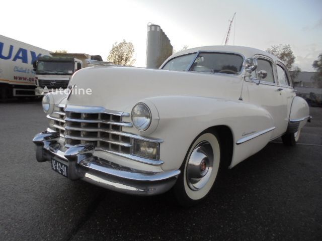 Cadillac Fleetwood sedan automobil