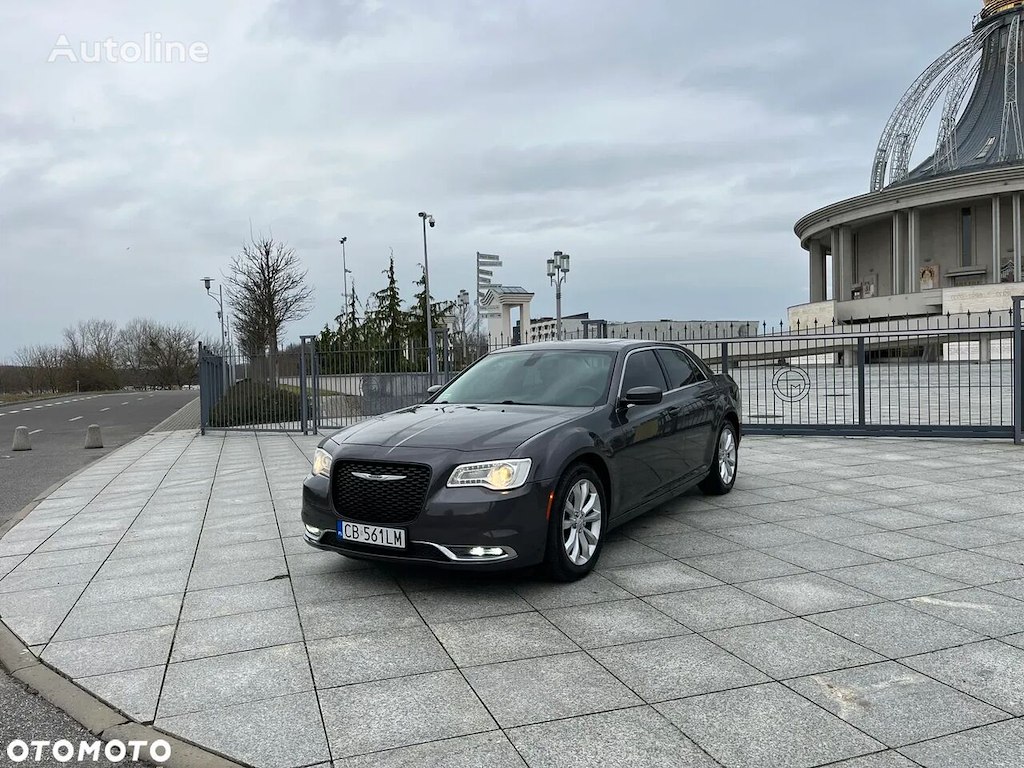 Chrysler 300 automobil