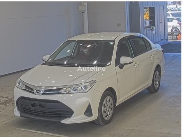 Toyota COROLLA AXIO automobil