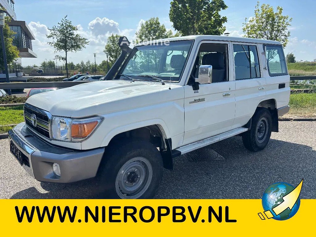 Toyota Land Cruiser LX LANG 5 PERSOONS 4x4 Airco 4.2 6 Cilinder Diesel automobil