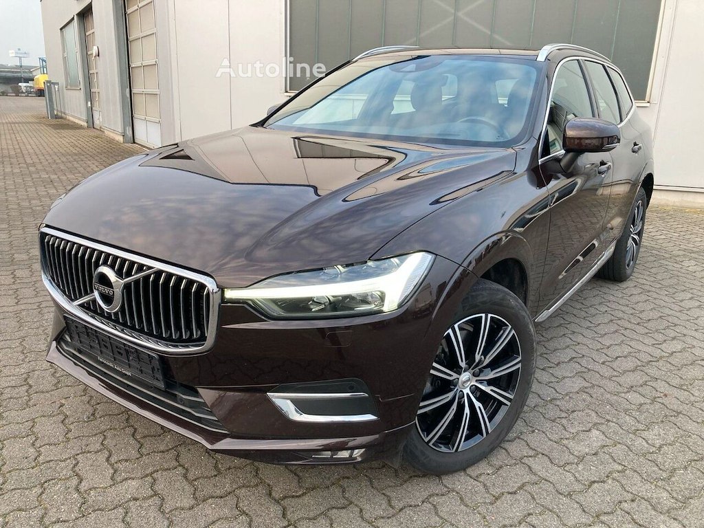 Volvo XC 60 B5 Inscription AWD automobil