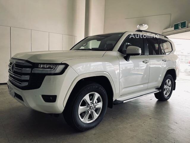 Toyota LAND CRUISER 300 automobil