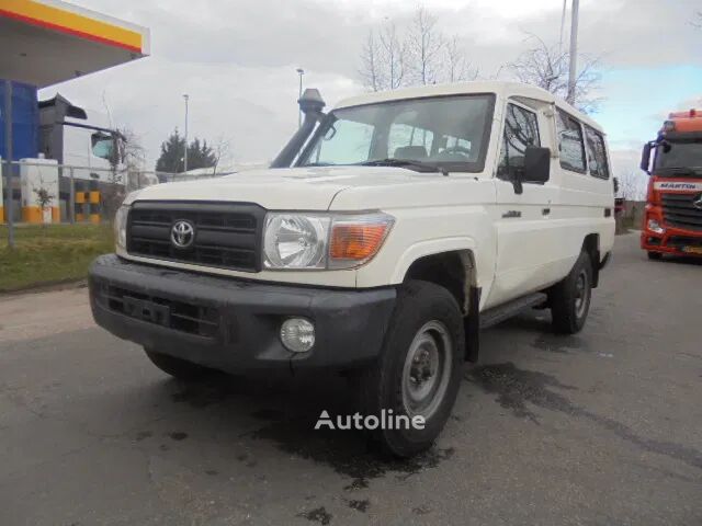 Toyota Land Cruiser HZJ78L 4WD EXPORT OUT EU ONLY automobil