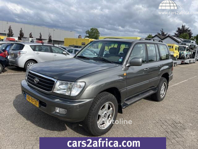 Toyota Land Cruiser 100 4.7i V8 50th Anniversary automobil