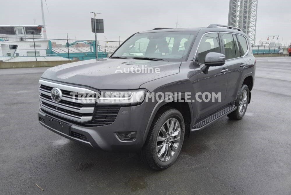 Toyota Land Cruiser 300 V6 automobil