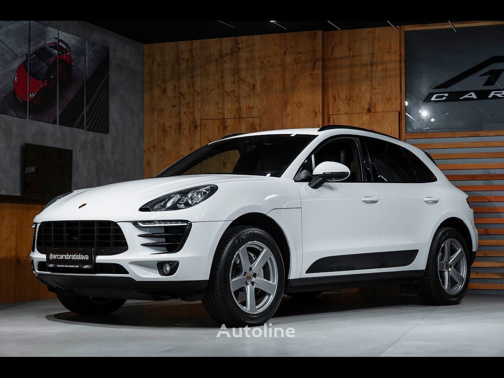 Porsche Macan automobil