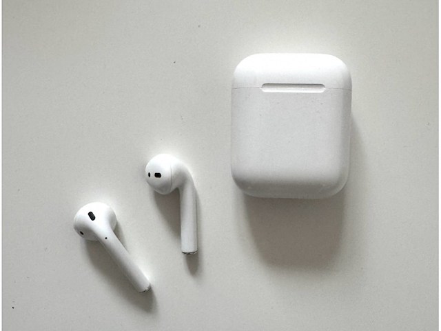 Apple Airpods Gen 1