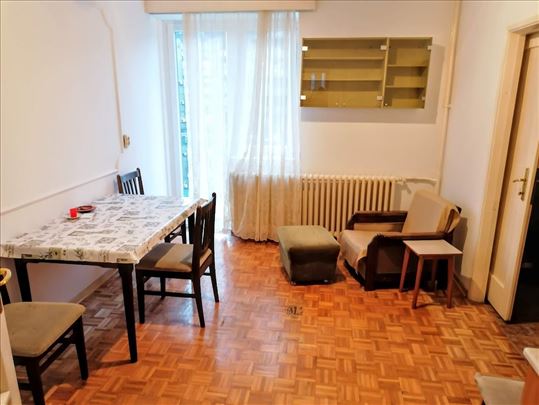 Cvijićeva 60 m2 2-soban uknjižen stan na prodaju