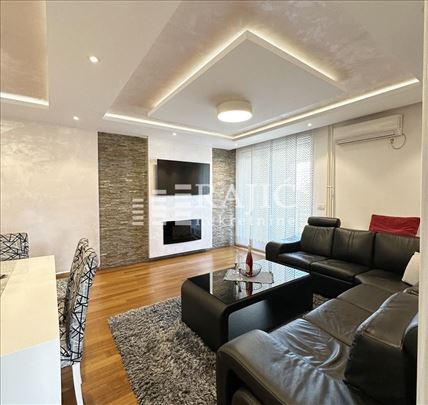 Novi Beograd(Arena)72m2,2.5-renoviran #4318