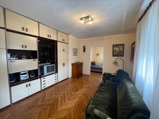 Vračar ugao Maksima Gorkog i Južnog bulevara