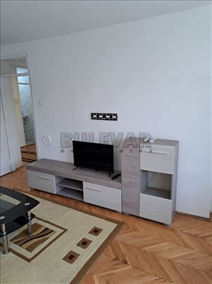 Izdaje se stan u centru grada!
