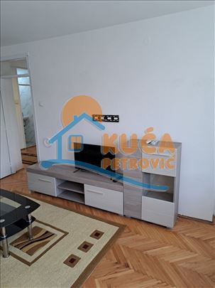 Izdaje se stan u centru grada!