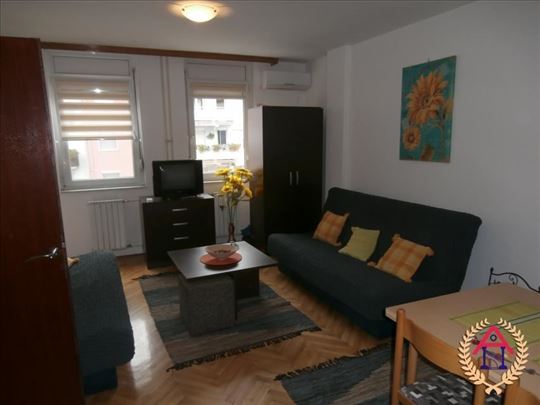 Novi Sad, Nova Detelinara, Stan, 1.5, 42,00m2
