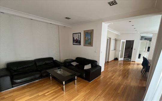 Lux duplex na Dedinju