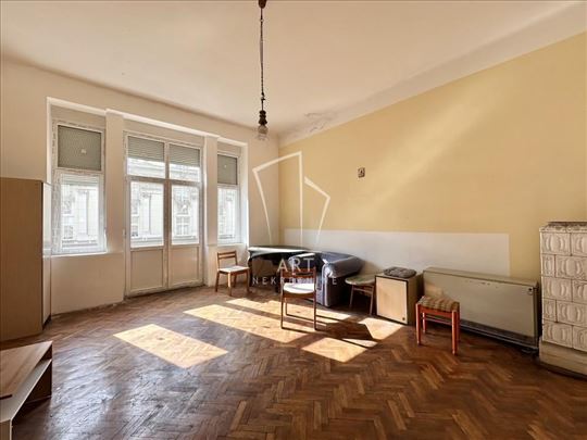 Beograđanka, salonac, idealno za PP ID#12360