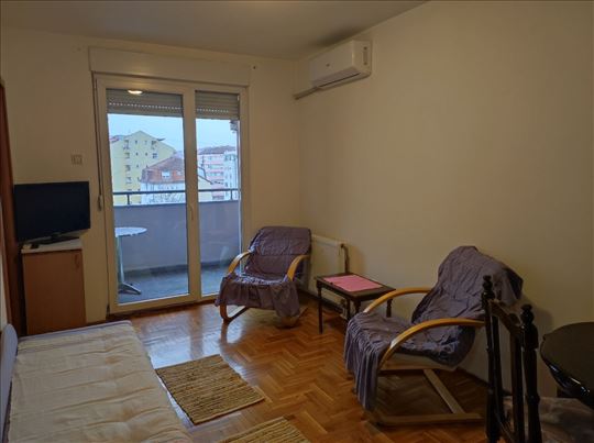 Lep 1.5 stan, 40m2, Nova Detelinara