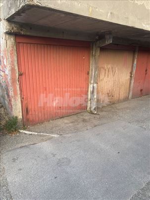 Garaza 14m2 Blok 61,Jurija Gagarina