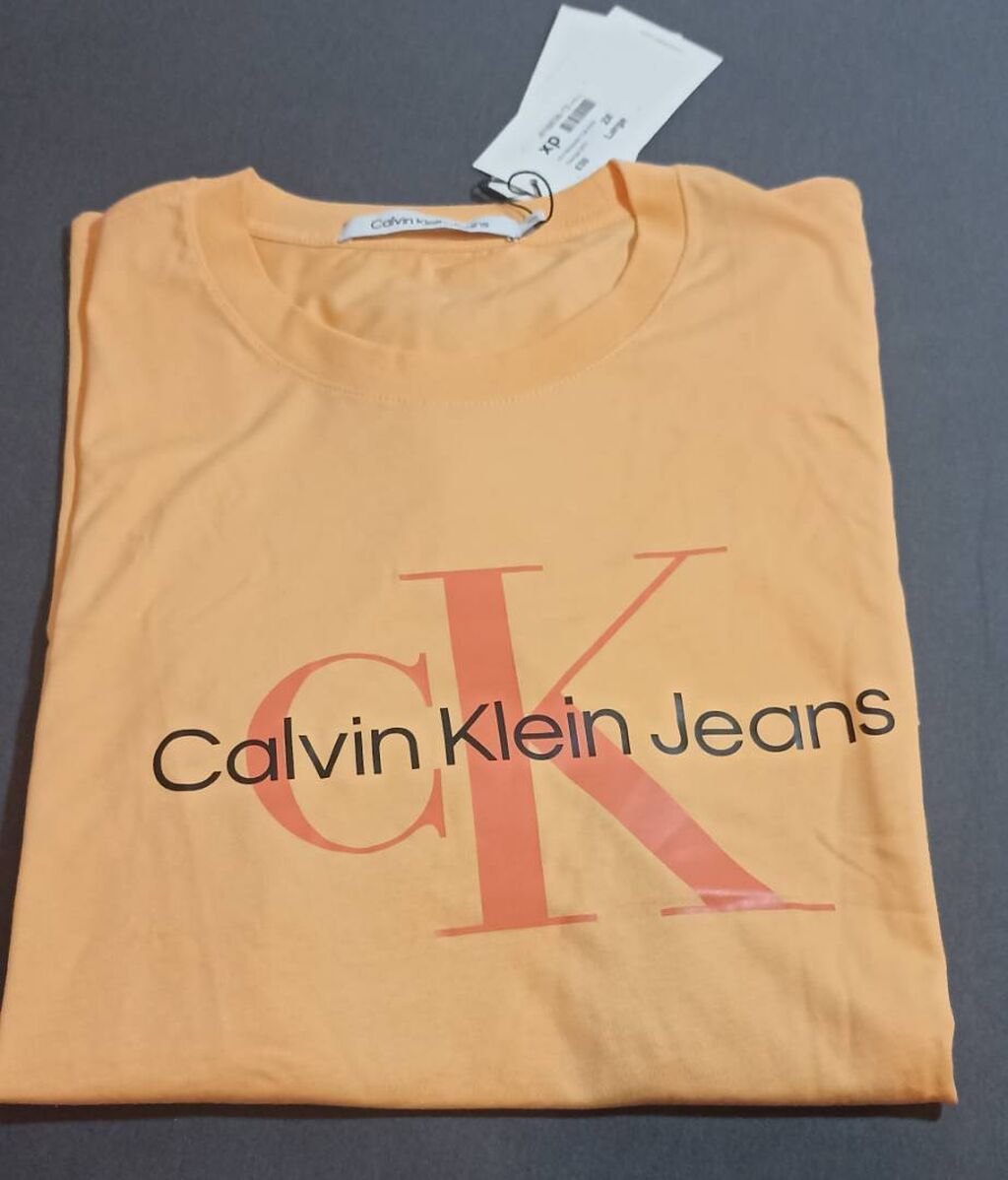 Calvin Klein Jeans majica kratkih rukava XXL - Model: klasična