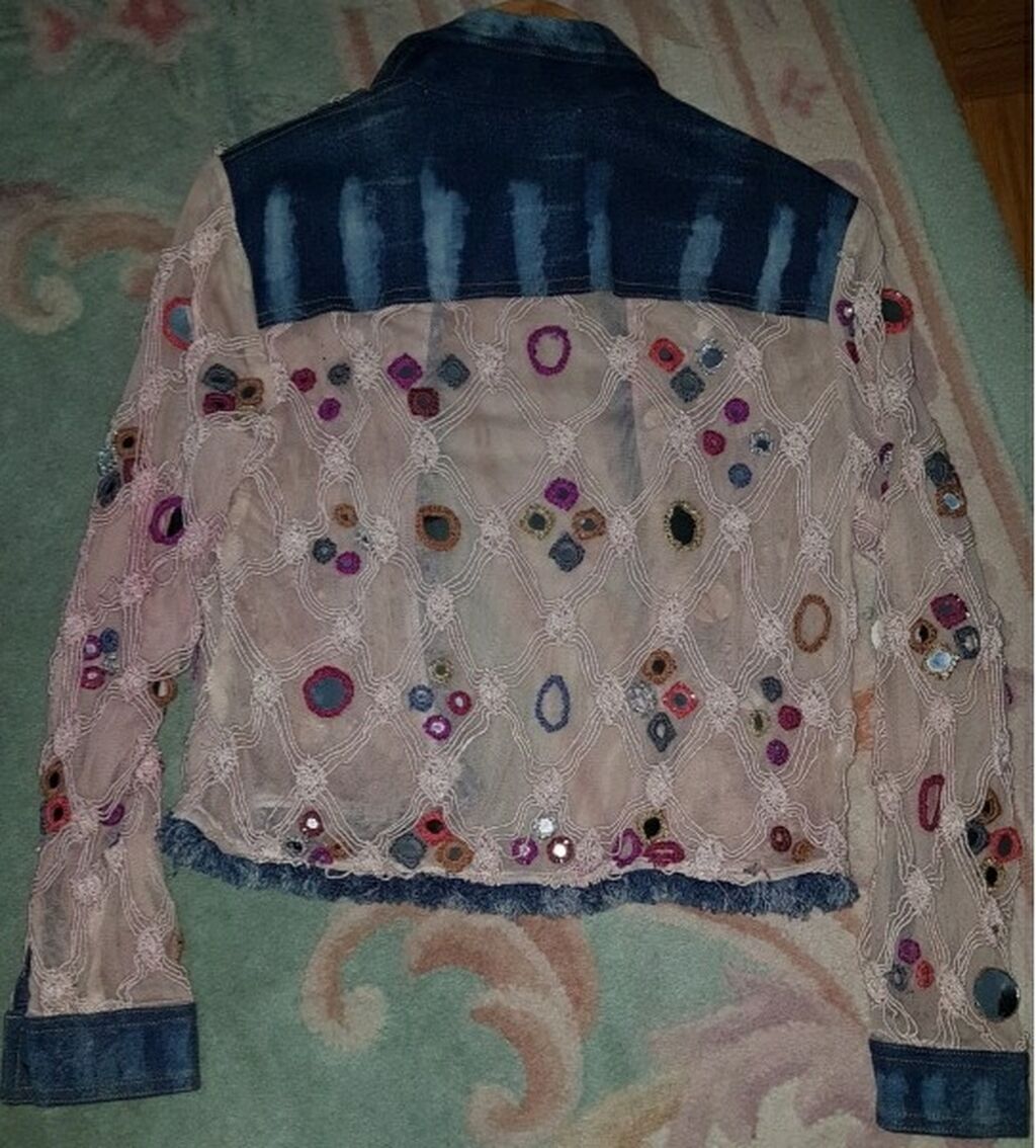 Jako upadljiv komad garderobe. TEXAS jakna sa
