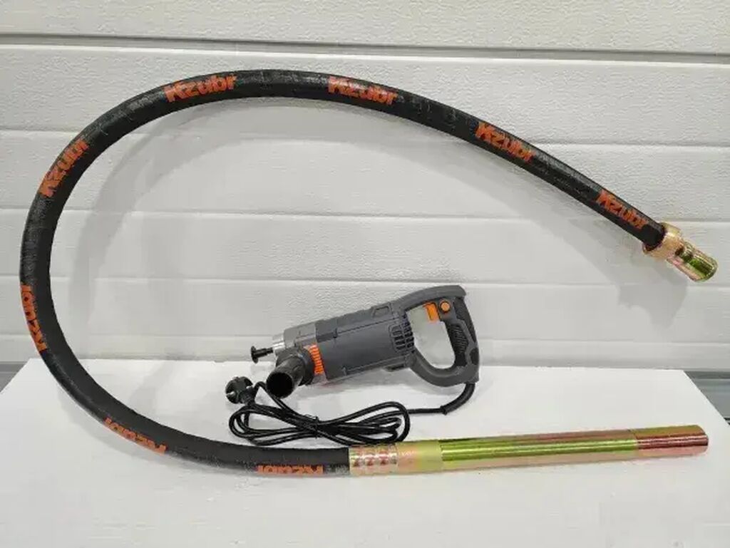 ? Nov i Kvalitetan KZUBR Vibrator za Beton / Vibro Igla – Model