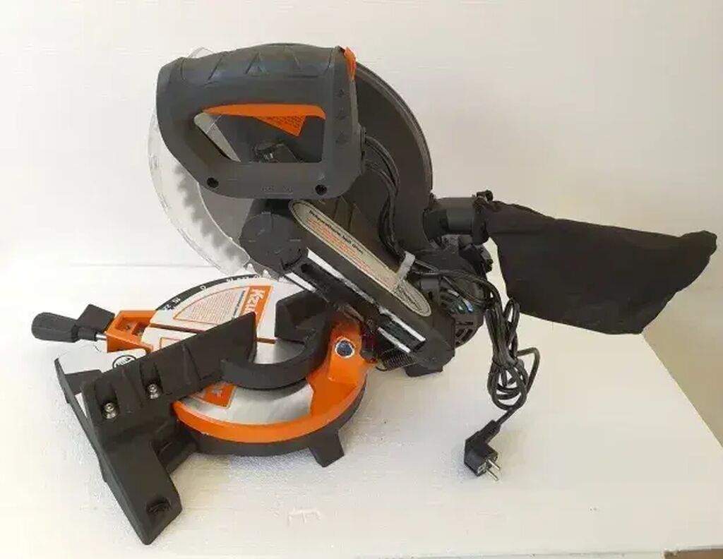 KZUBR Električni Cirkular (Ger Testera) za Drvo - Model KMS255-1800