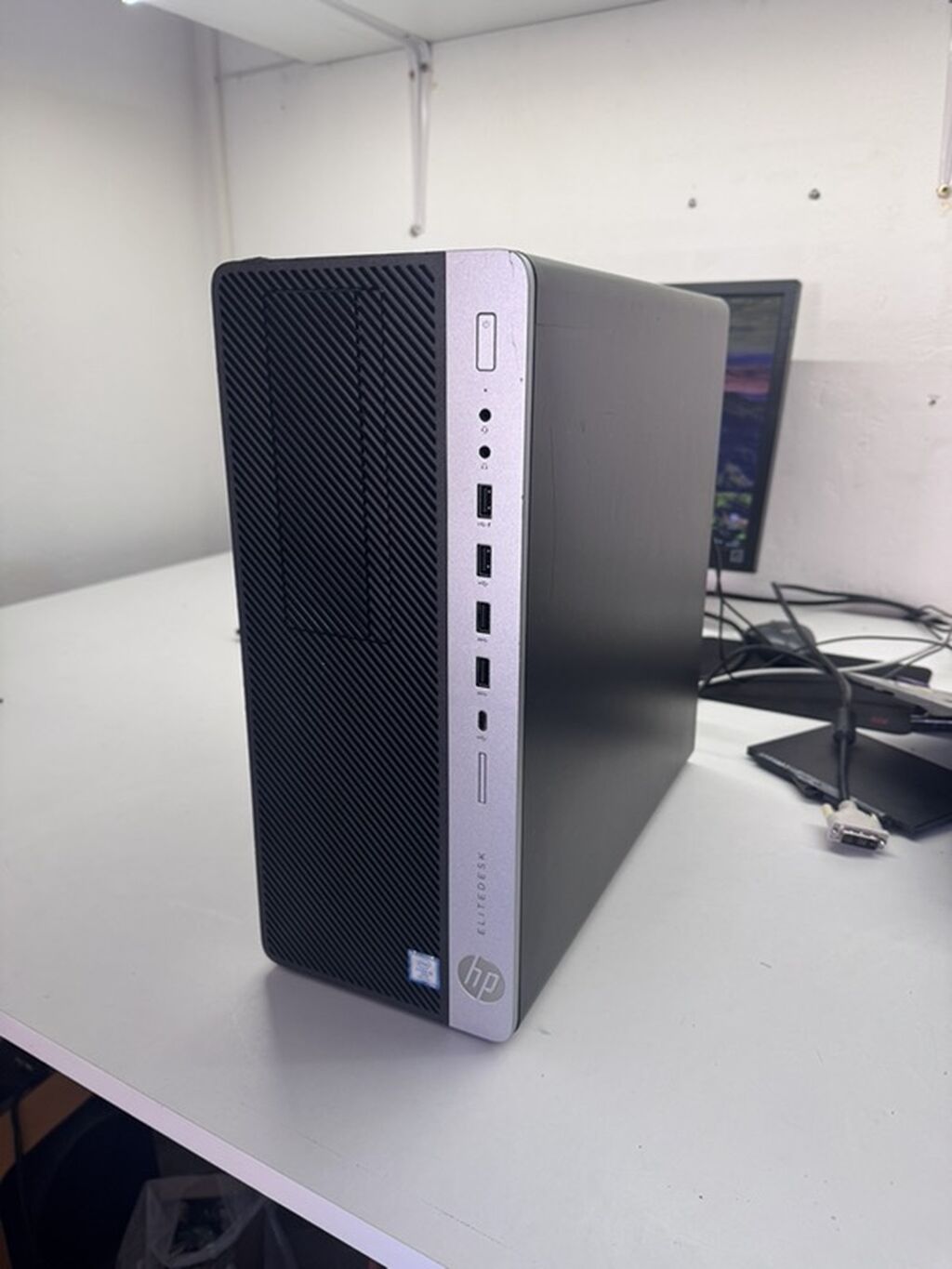 Brend Računar HP ProDesk i5 7. gen, 8GB, SSD, 2gb ddr5 Na prodaju