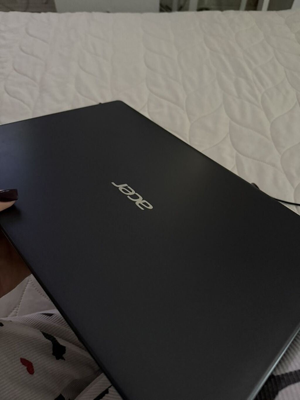 Intel Core i5, 15.6 "