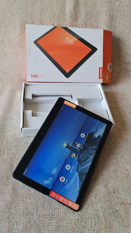 Lenovo Tab E10 – Android tablet - Ekran: 10,1 inča IPS HD (na