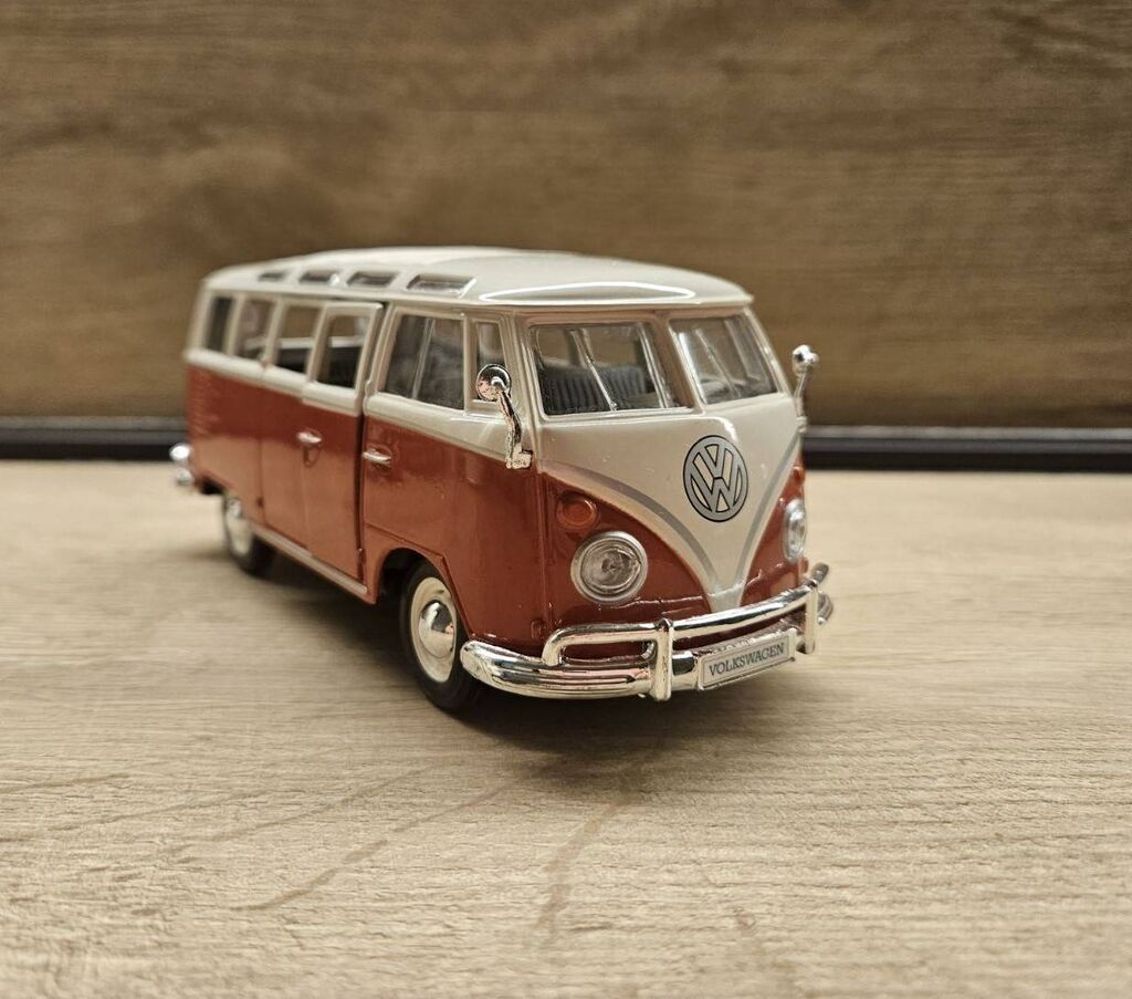 VolksWagen VAN SAMBA 1:25 Odlicno ocuvan, bez tragova koriscenja