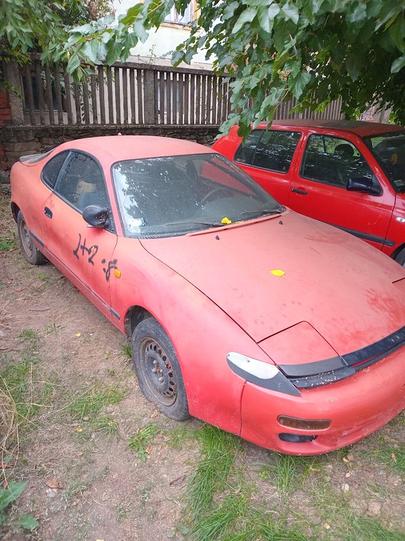 Toyota Celica: 1.6 l | 1990 г. Κupe
