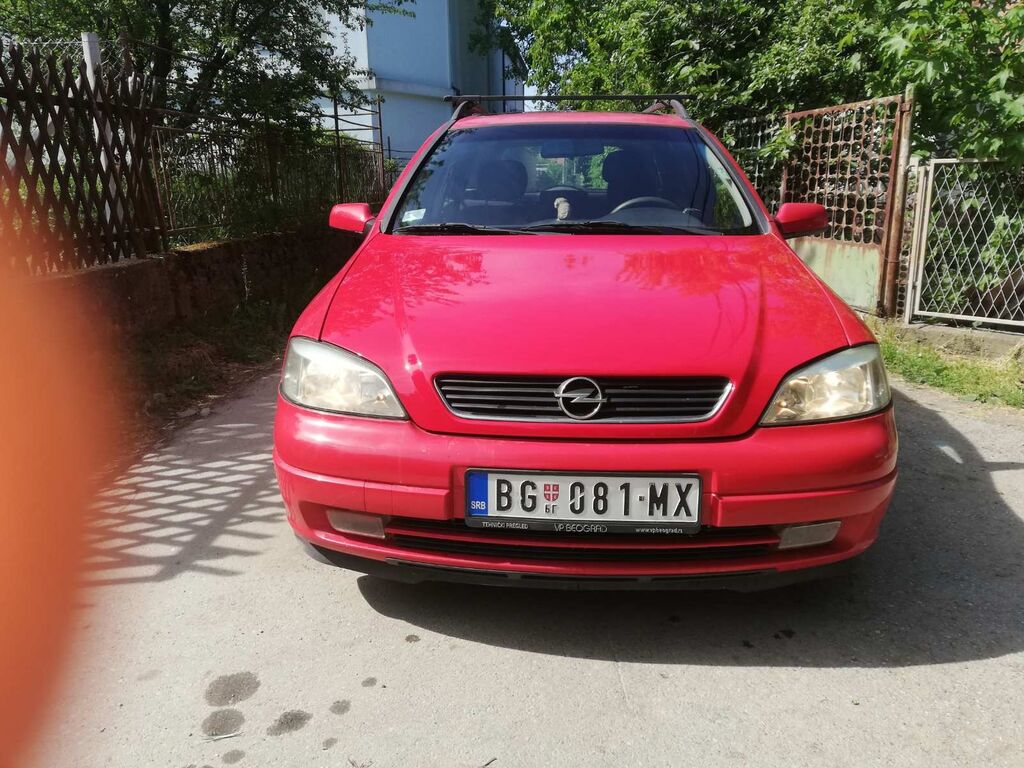 Dizel!!ocuvan!! top stanje. moguc dogovor oko cene!!   1600e
