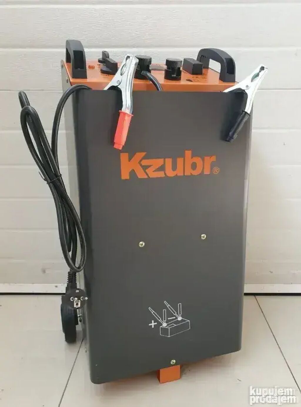 KZUBR Starter / Punjač za Akumulatore Model: KCD-650 KZUBR